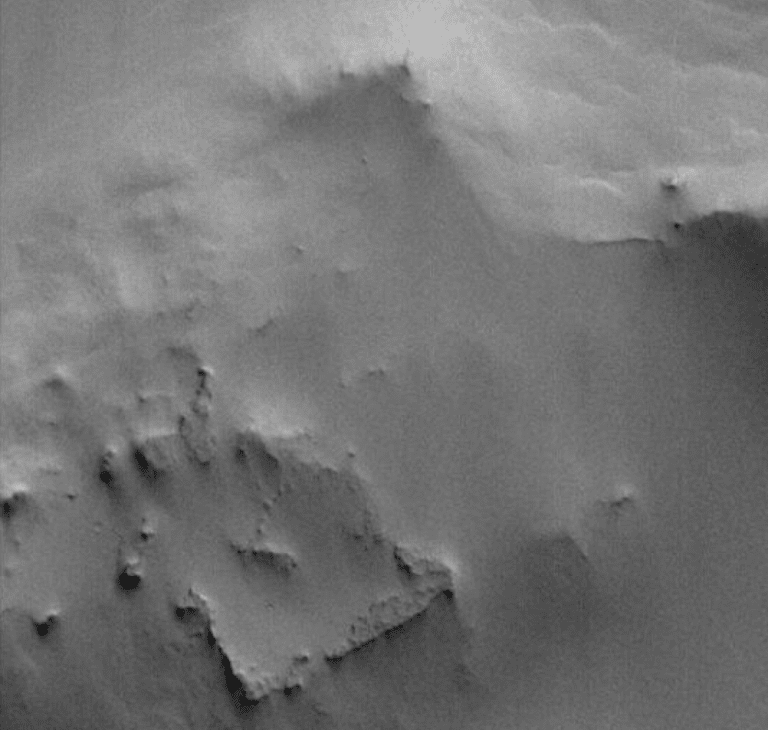 Ancient Ruins on Mars: Satellite Images Reveal Artificial Geometric ...