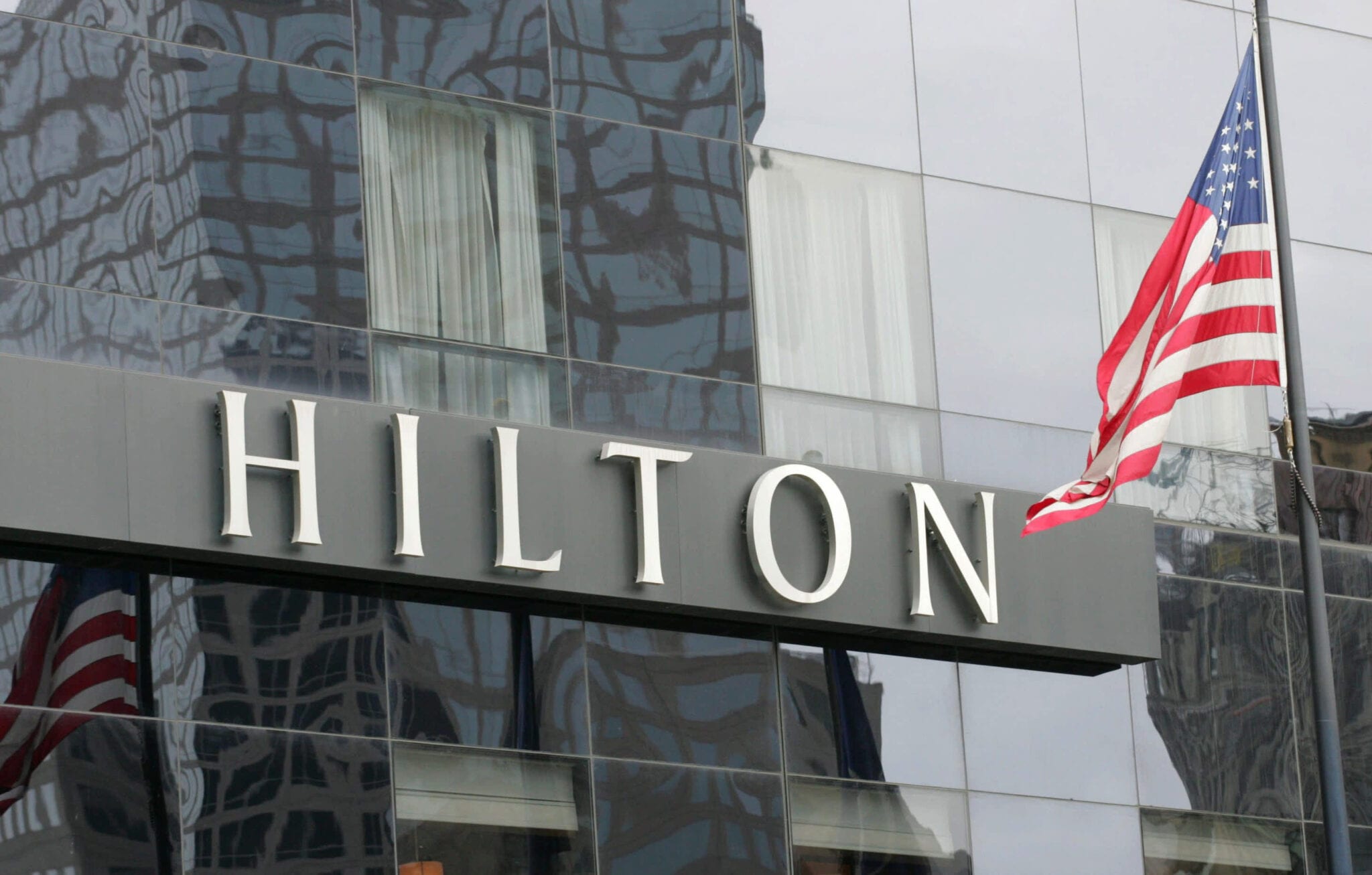 Microchip Technology Vs Hilton Worldwide Holdings - Analysts Discuss ...
