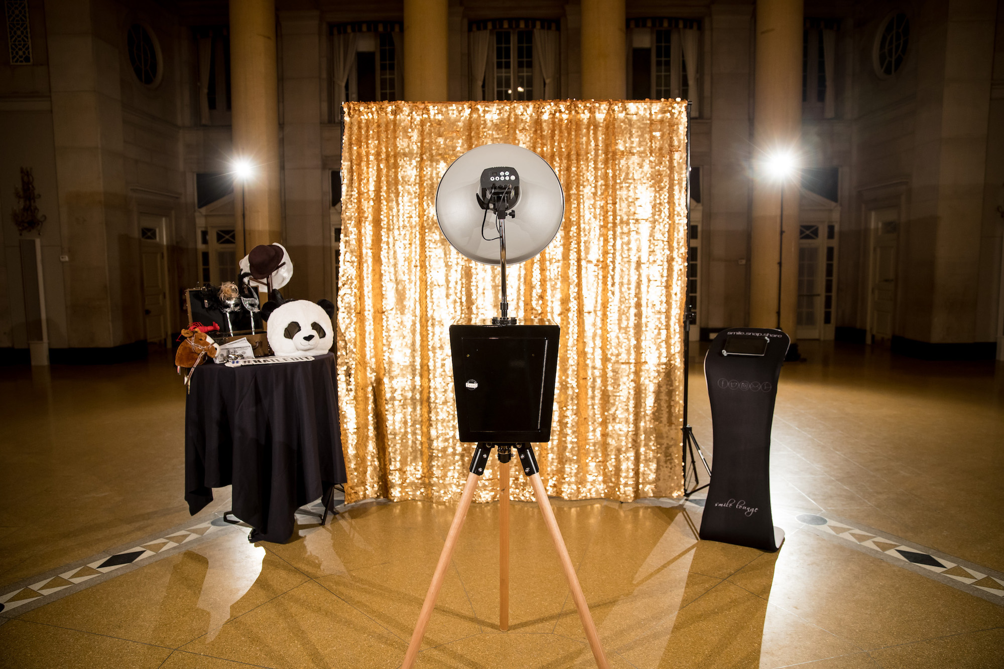 How to Start a Photo Booth Business - The Event Chronicle