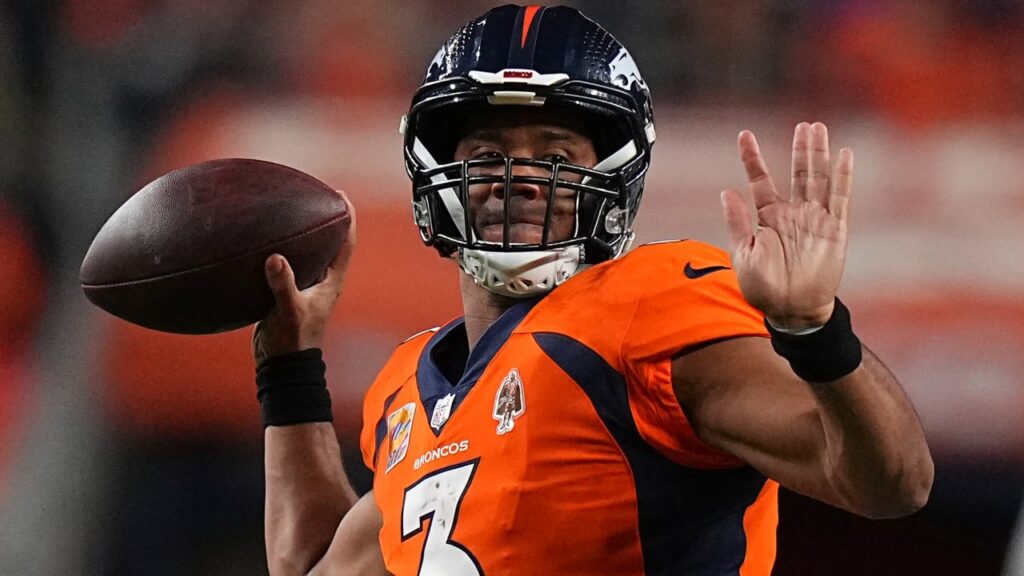 5 Things You Should Know About NFL Players - The Event Chronicle