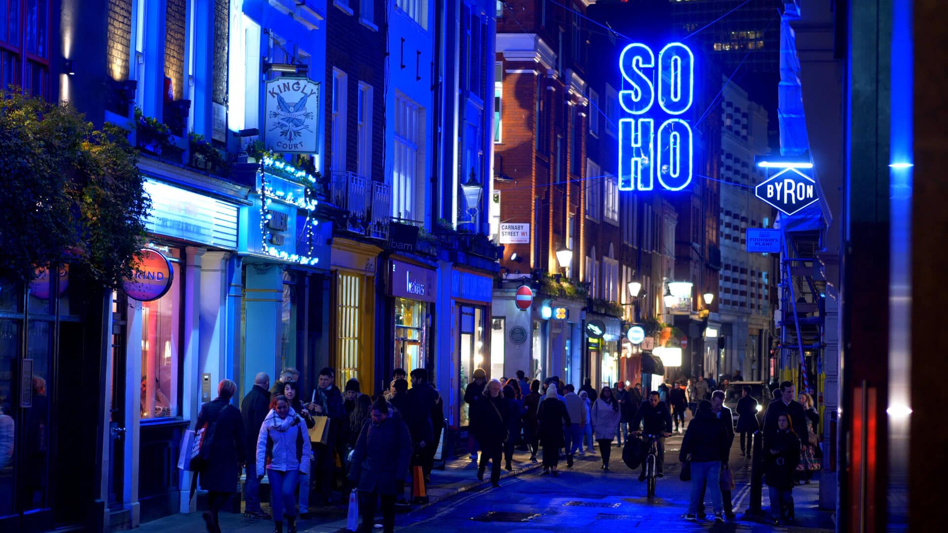 The Dos and Don’Ts of London Nightlife: Insider Tips for an ...